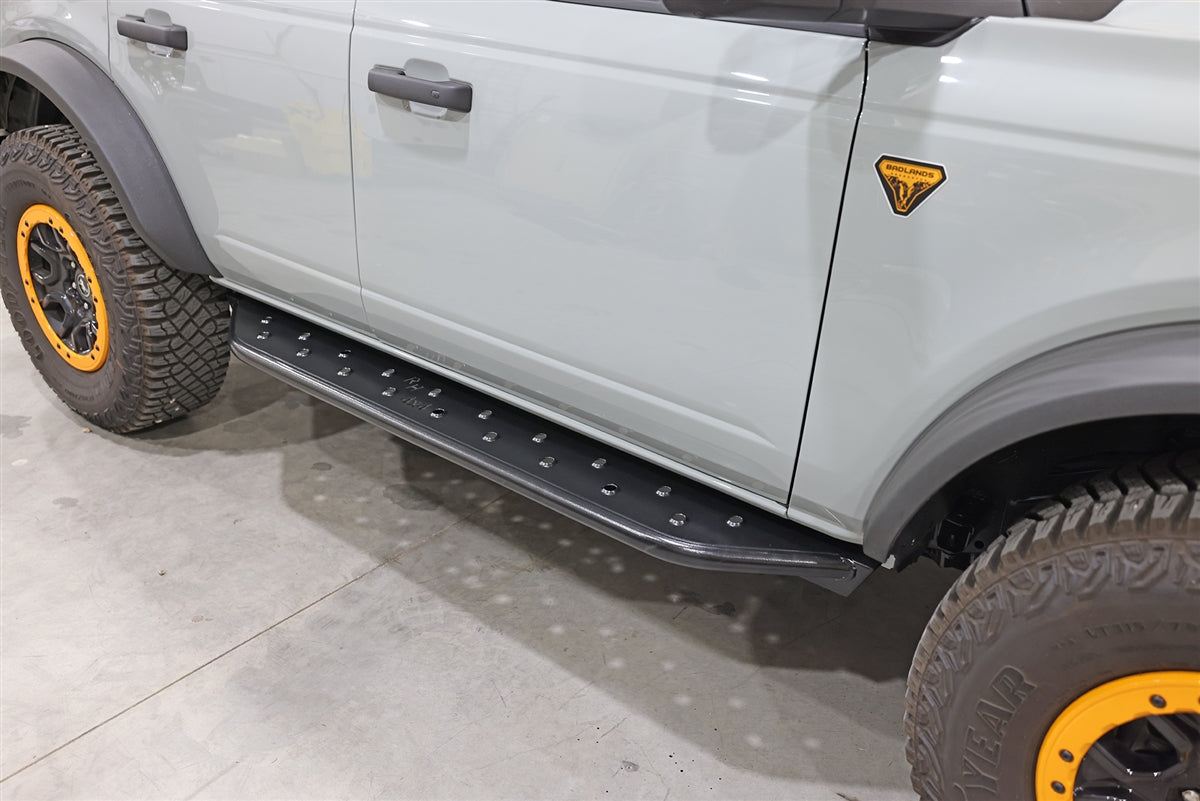 Rock Hard 4x4 Flat Step Sliders for 2021+ Ford Bronco – Main Line Overland