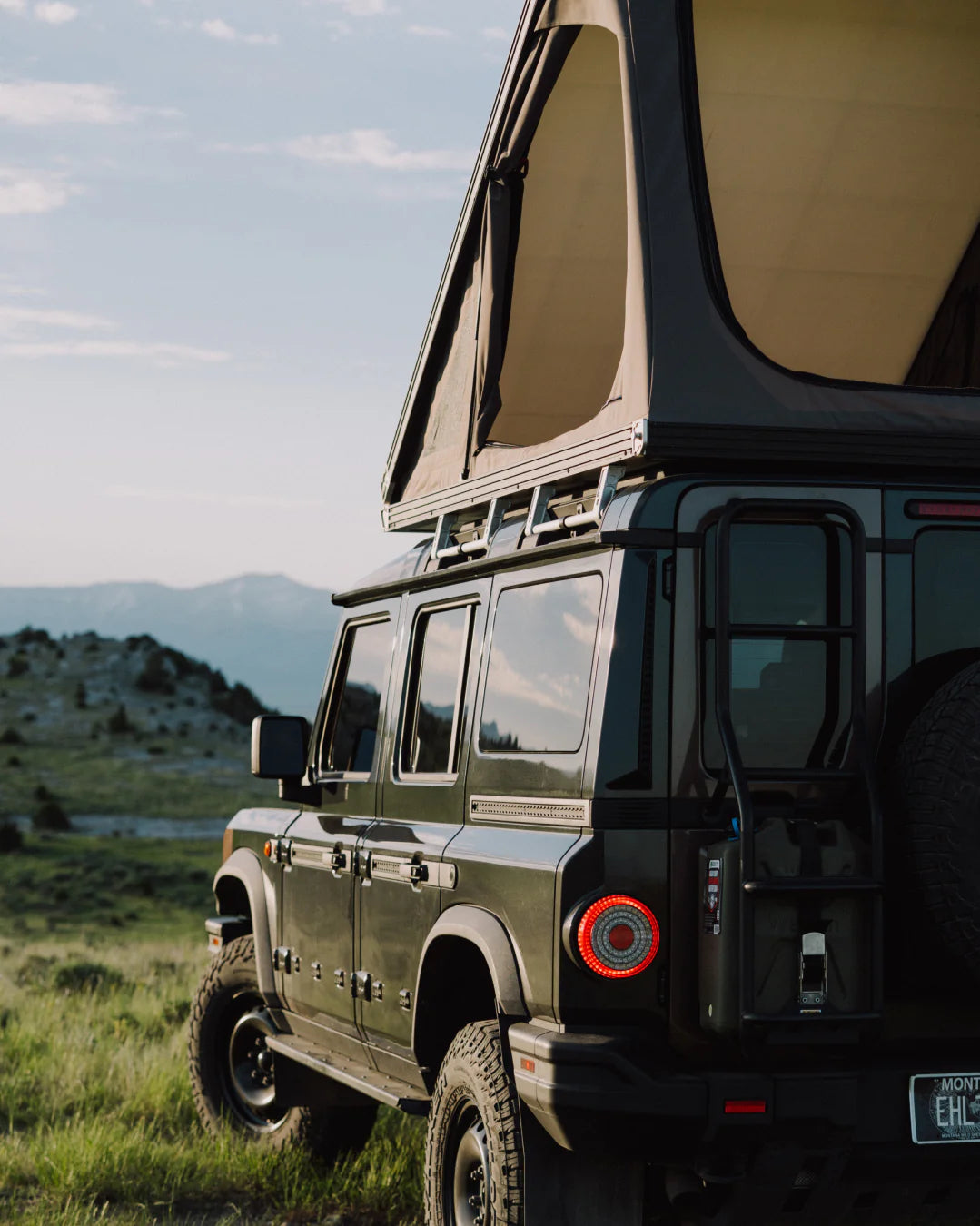 Go Fast Campers V2 Pro RTT XL Roof Top Tent – Main Line Overland